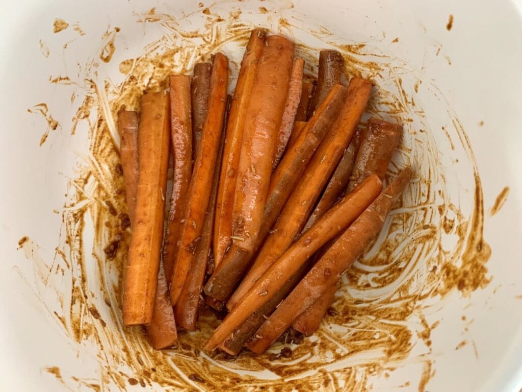 Karotten-Sticks aus der Backschale – OptiWelt