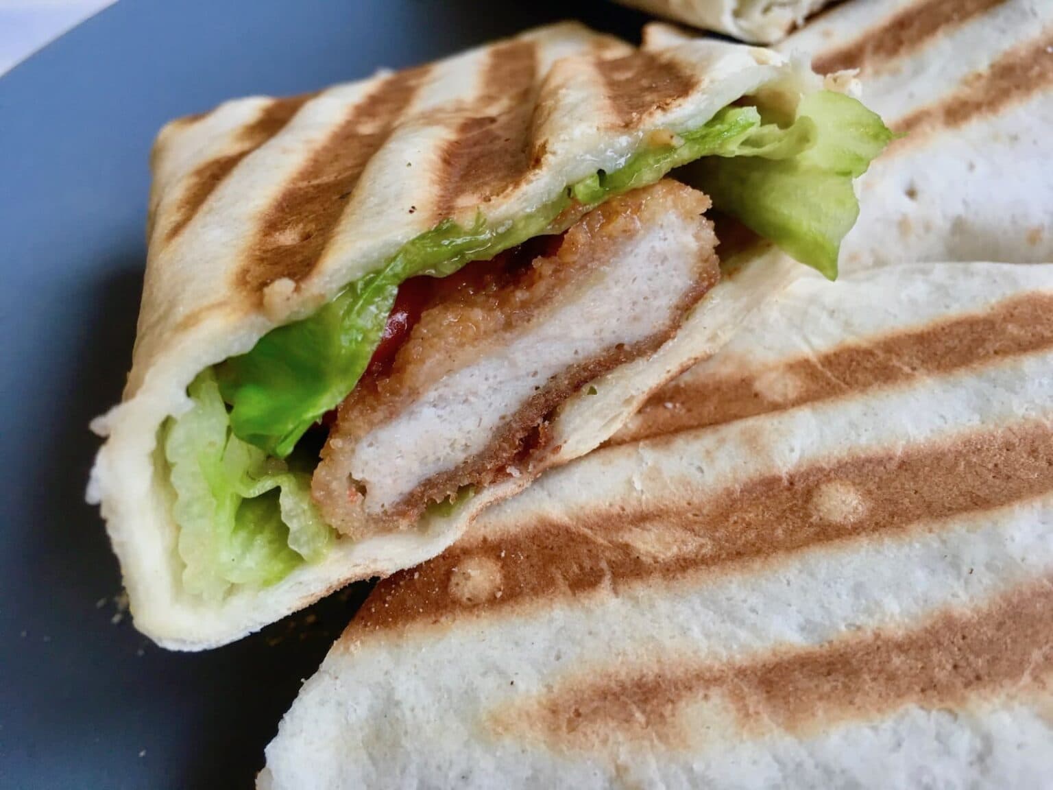 Wraps mit Chicken Nuggets, Salat & Tomaten – OptiWelt
